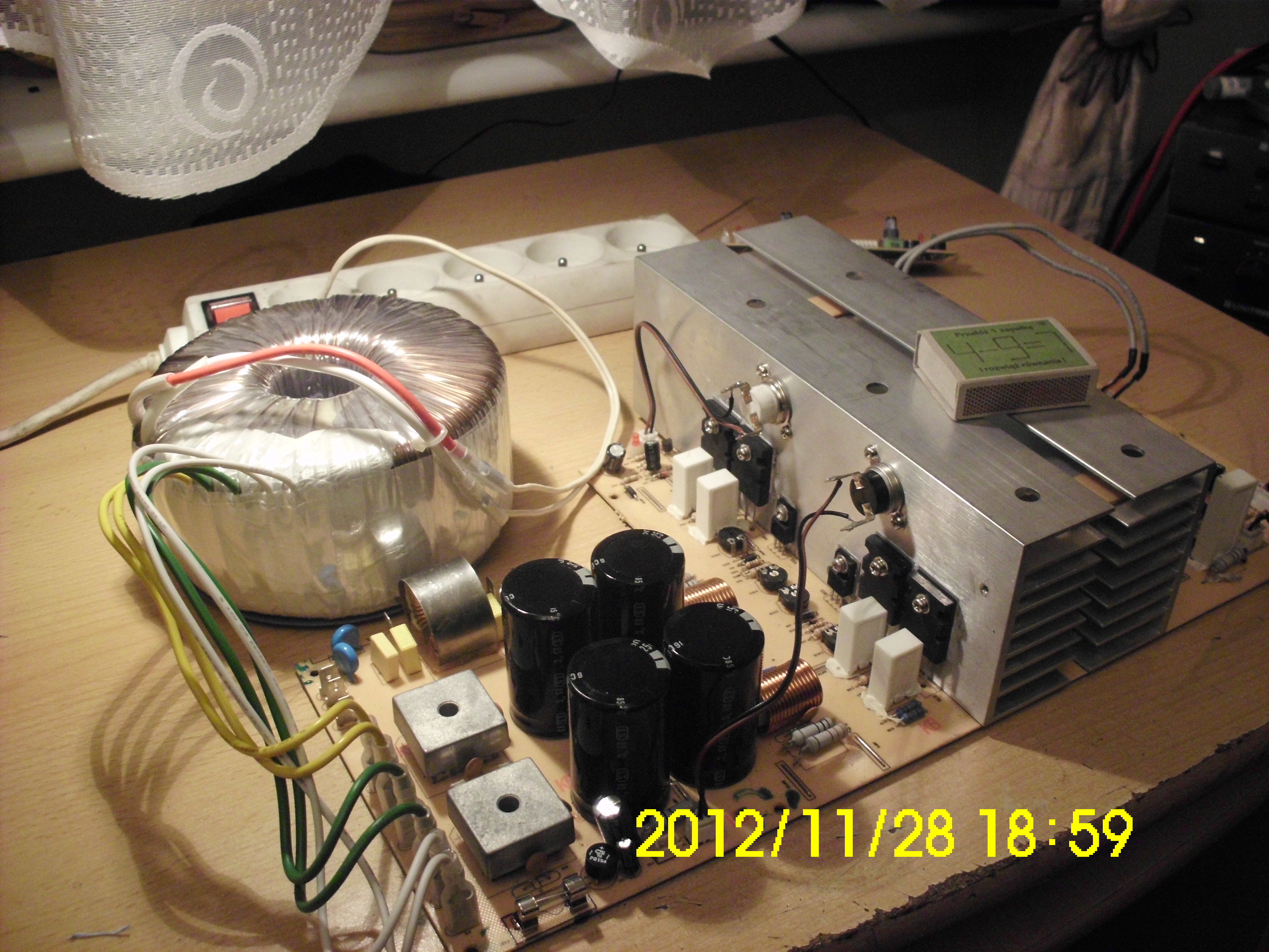 Phonic Max 1500 Plus - różnice w schematach i komponentach, podróbka?