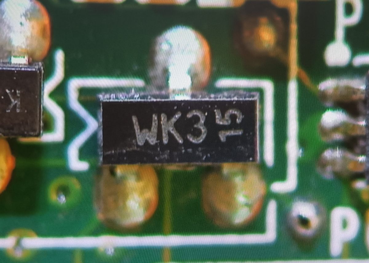 [Rozwiązano] Identyfikacja elementu elektronicznego - czy to dioda Zenera?