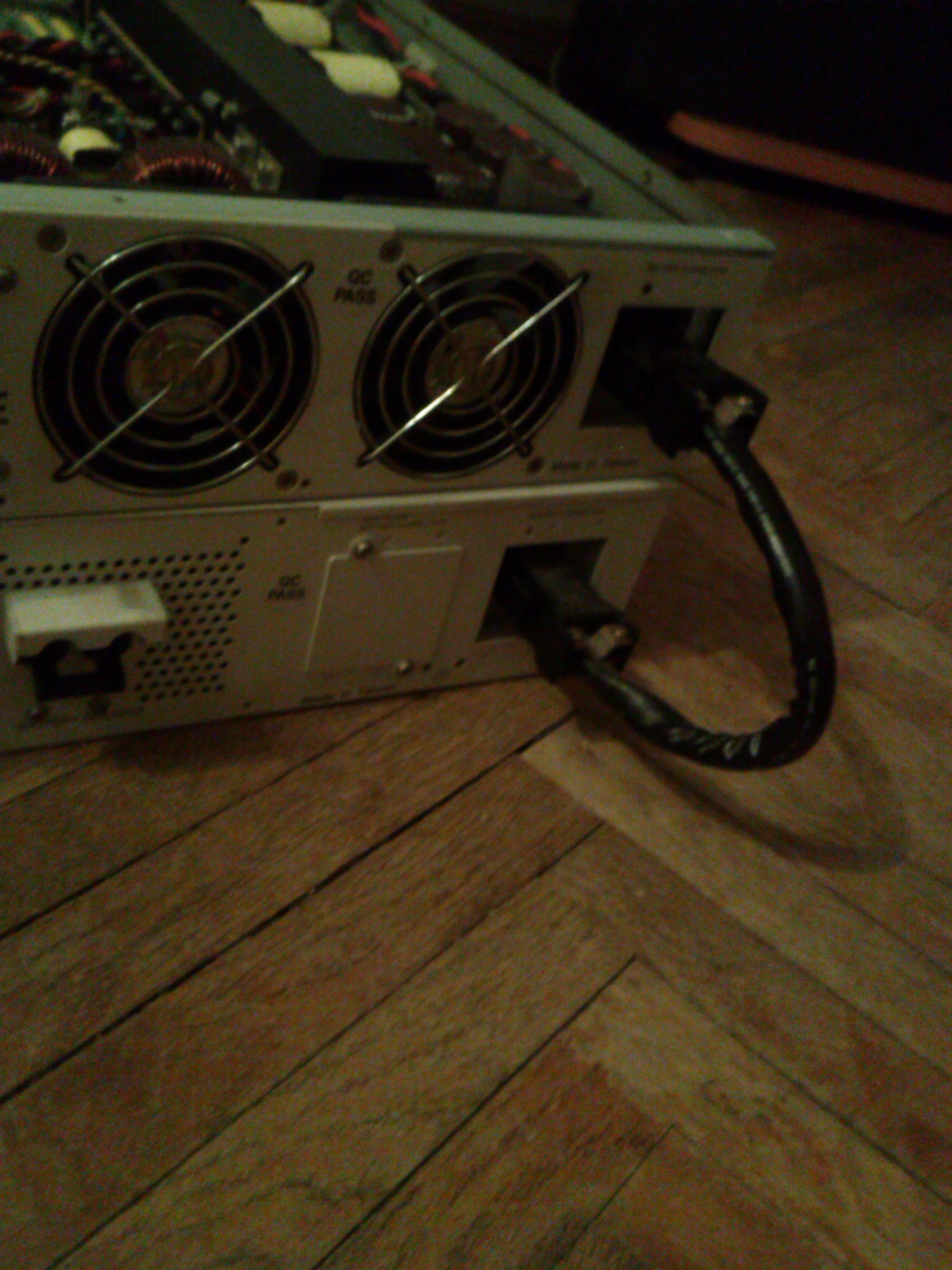 PowerSolve Xi Series (2500) - Błąd nie chce się włączyć, reset. etc.