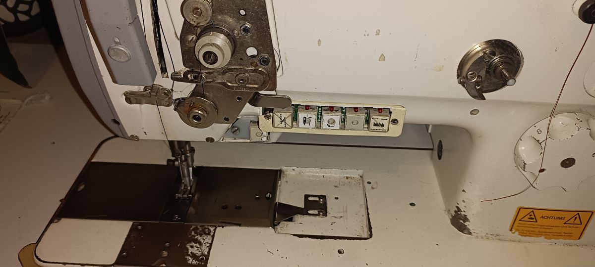 Pfaff 1425 - brak rygiełkowania, ubytek powietrza, jak naprawić?