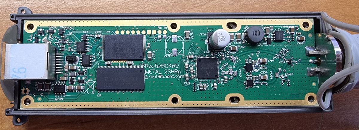 Mikrotik Metal 2SHPn - urządzenie przestało działać po burzy, zasilacz ...