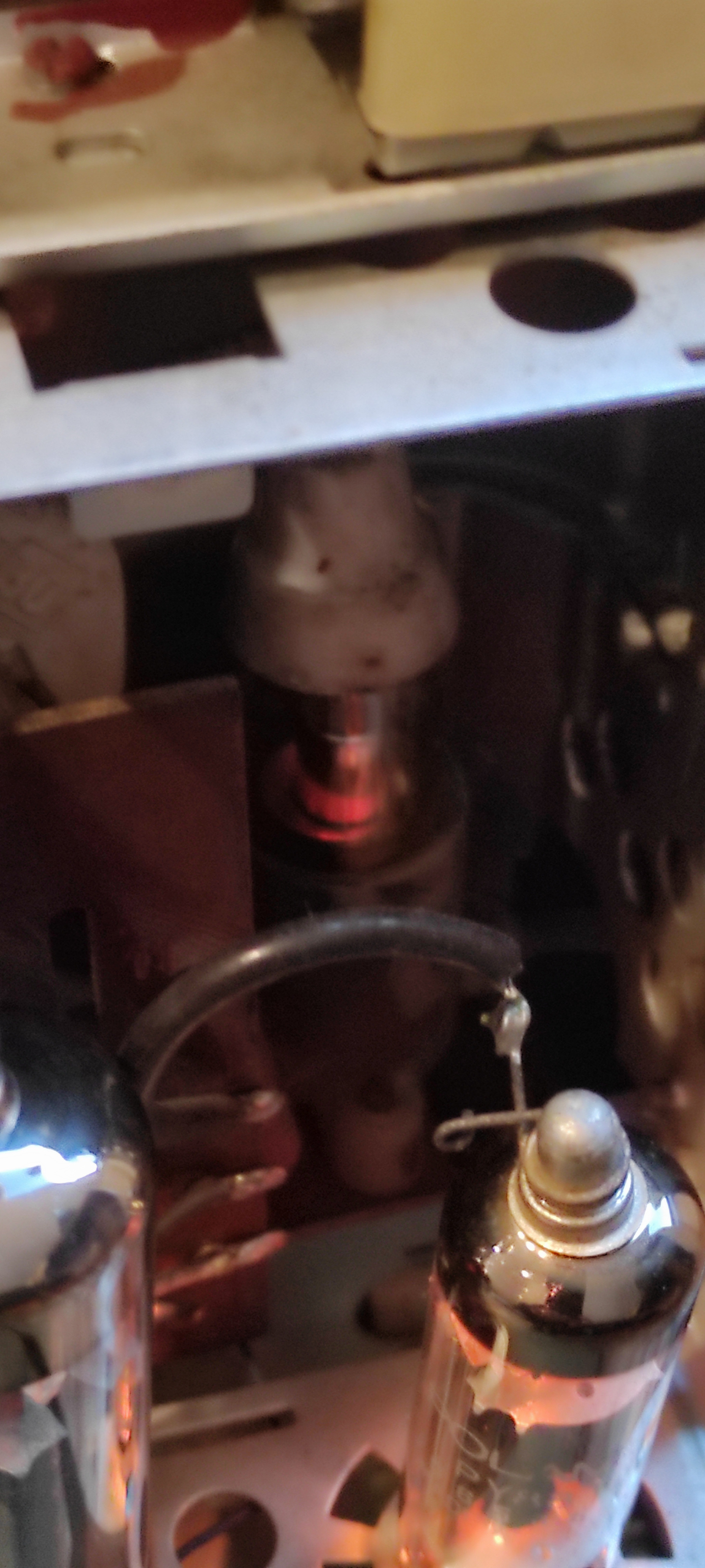 Jak naprawić ciemnienie i zwężanie obrazu w Diora Szecherezada?