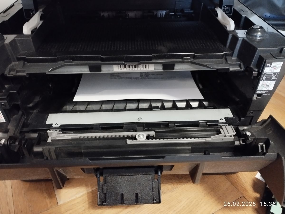 [Rozwiązano] Brother DCP 7070: Zacinanie papieru przy drukowaniu wielu ...