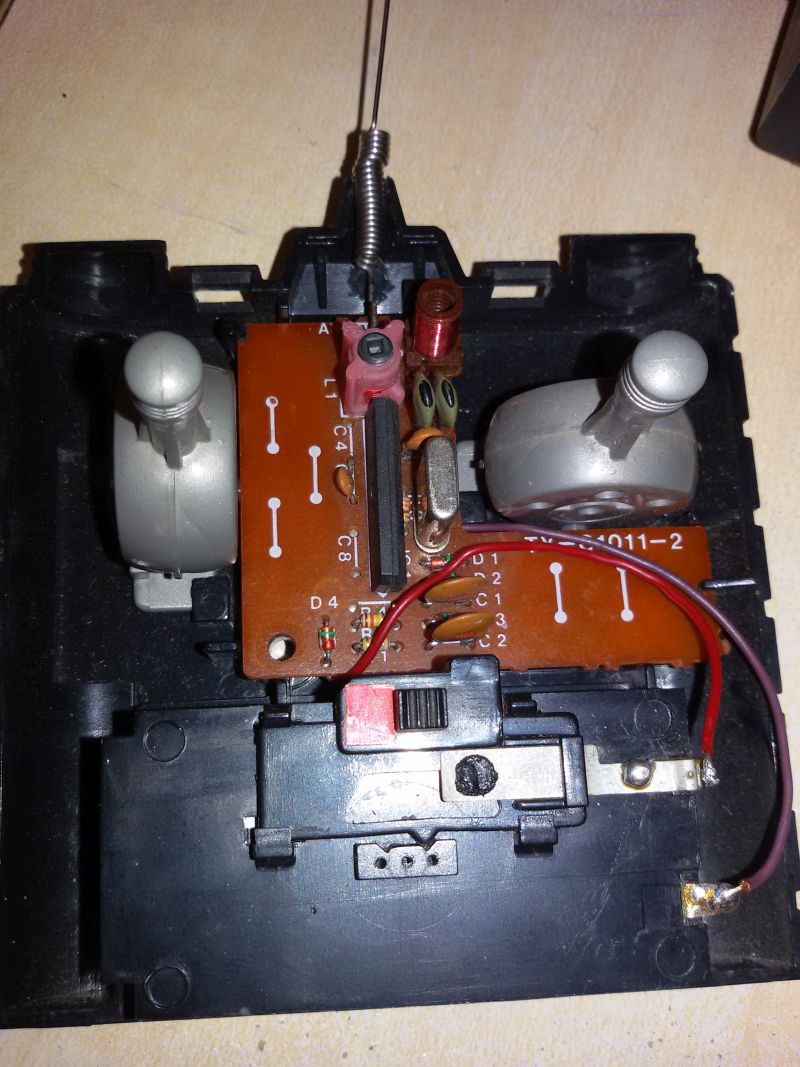 Taiyo R/C Suzuki Vitara - Autko zdalnie sterowane- jedzie tylko do tylu.