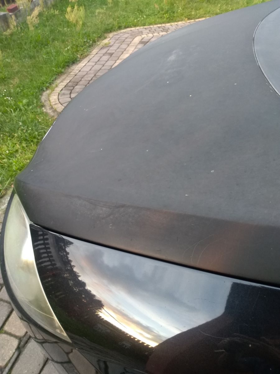 Seat Leon 2 1P- dlaczego matowieje maska samochodu?