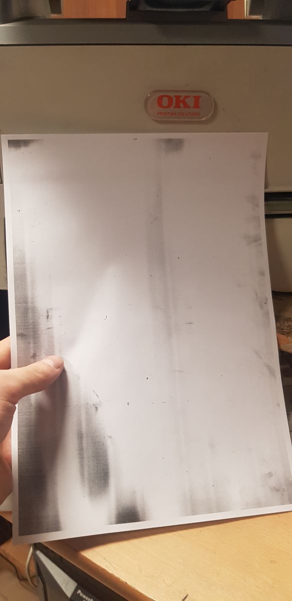 OKI MB260 - Czarne plamy przy wydruku ksero, zwykły wydruk jest 100% ...