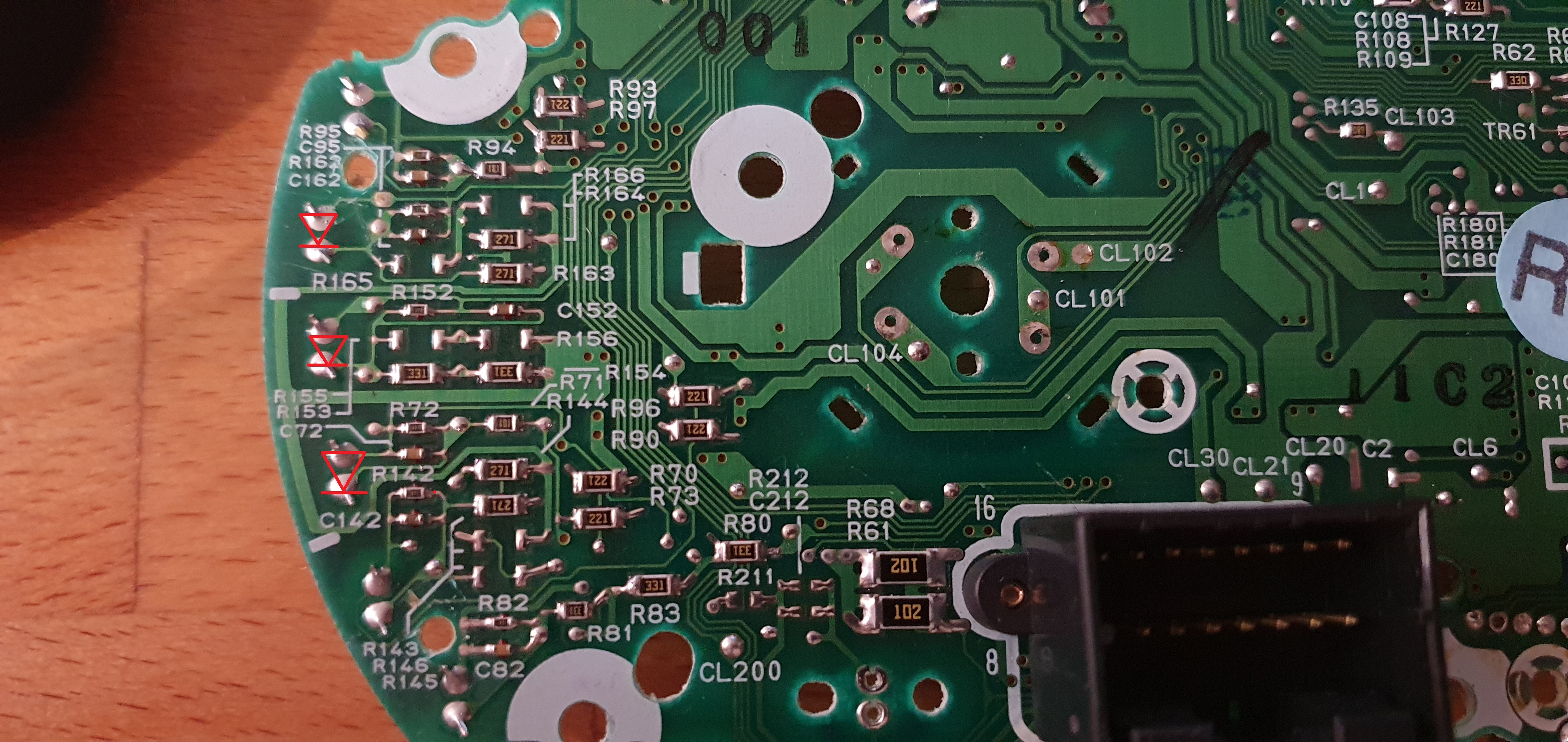 Rezystor dla LED równolegle z kondensatorem - Schemat