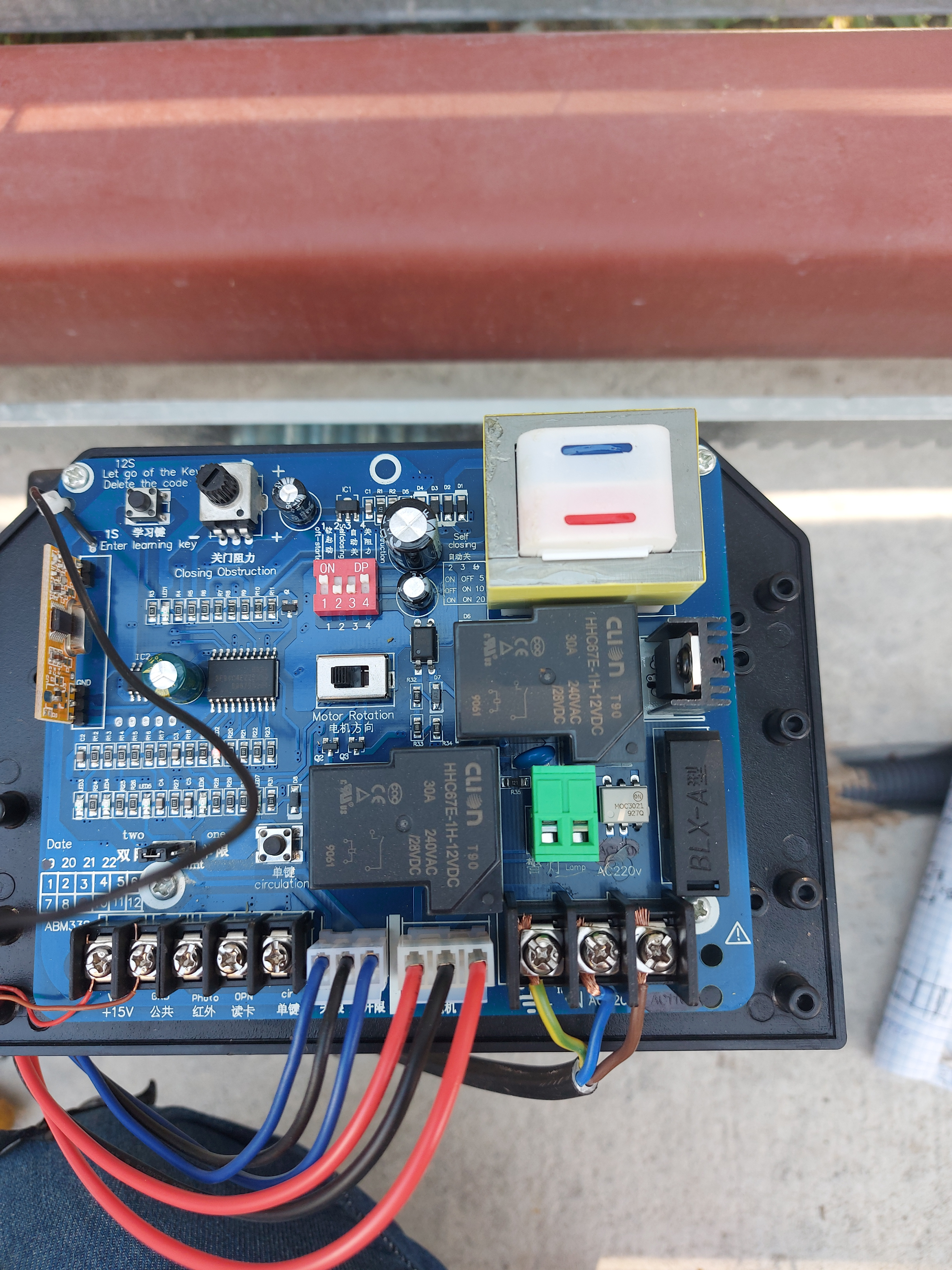 ABM 338 Switchboard: Functions, Connections, Sliding Gate (Voltage ...