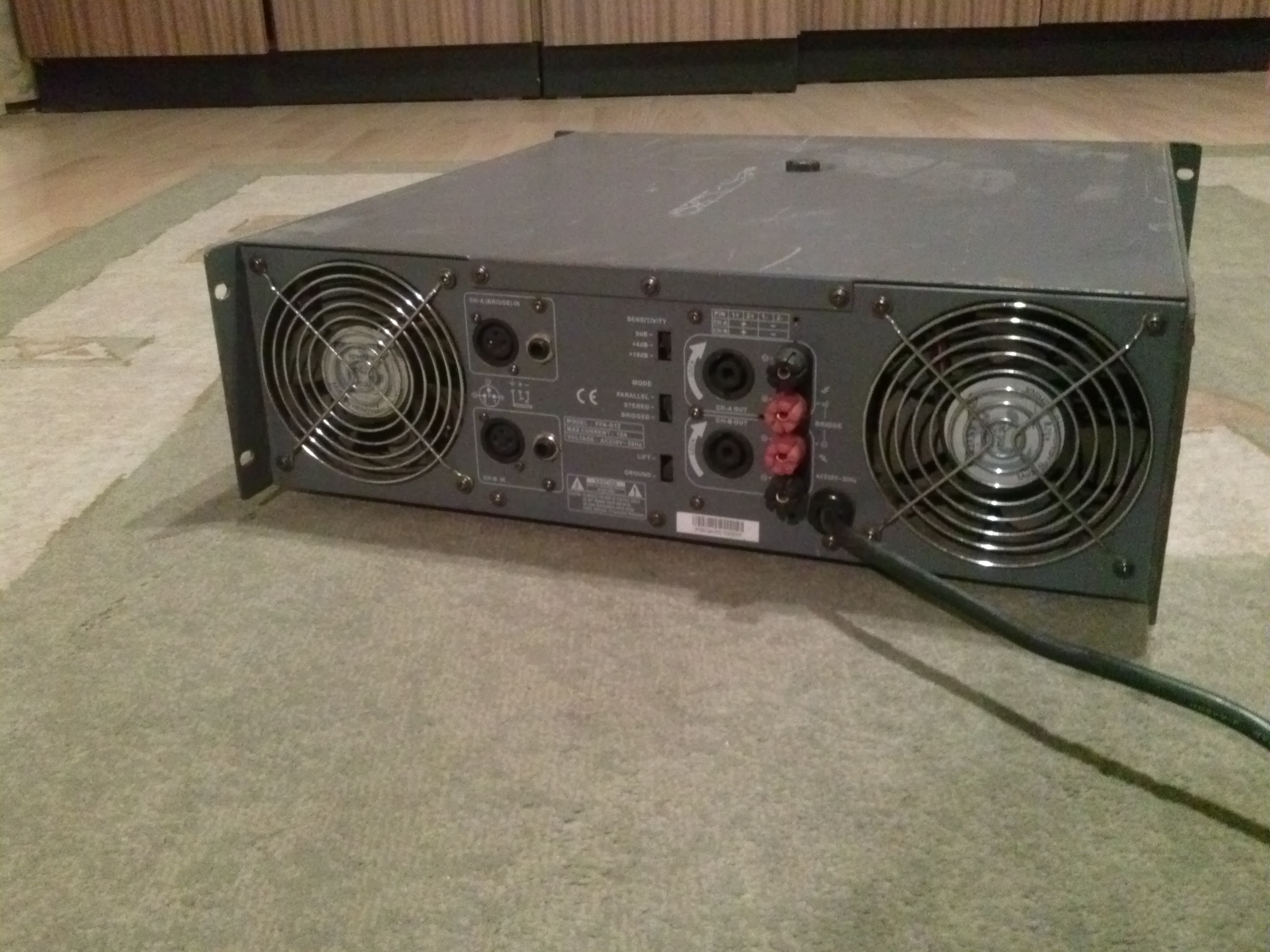 [Sprzedam] Potężną końcówkę mocy FIDEK FPA G12 2x1800W/4R