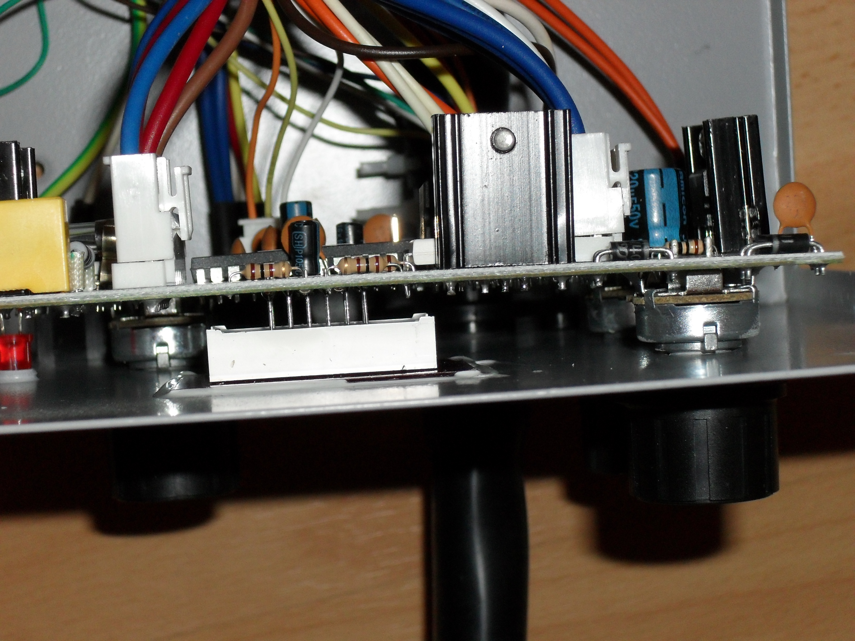 Quick 706 dokładny opis stacji lutowniczej, bez tabu