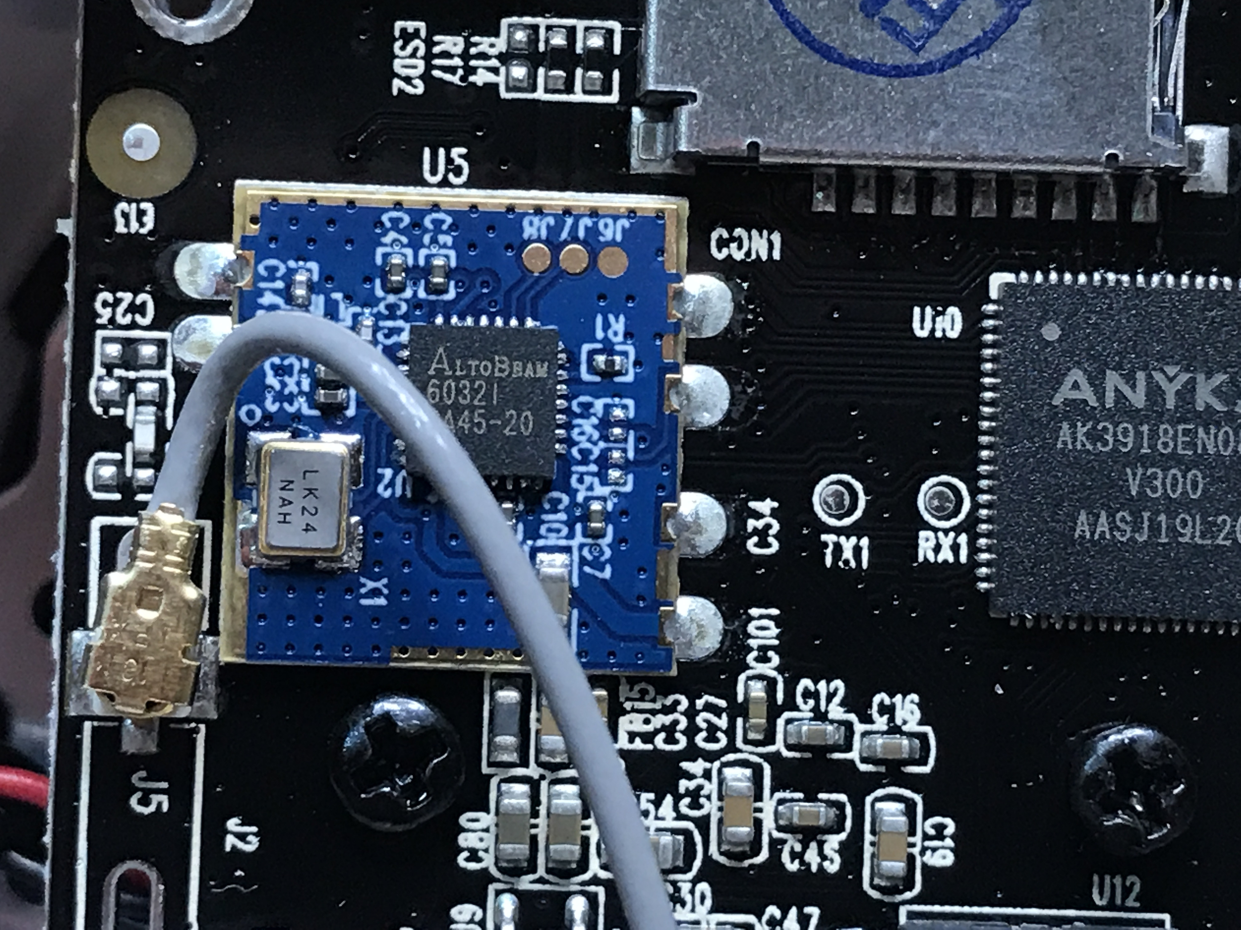 Kamera WiFi Tuya RPP06 1080P - możliwości aplikacji, test, wnętrze