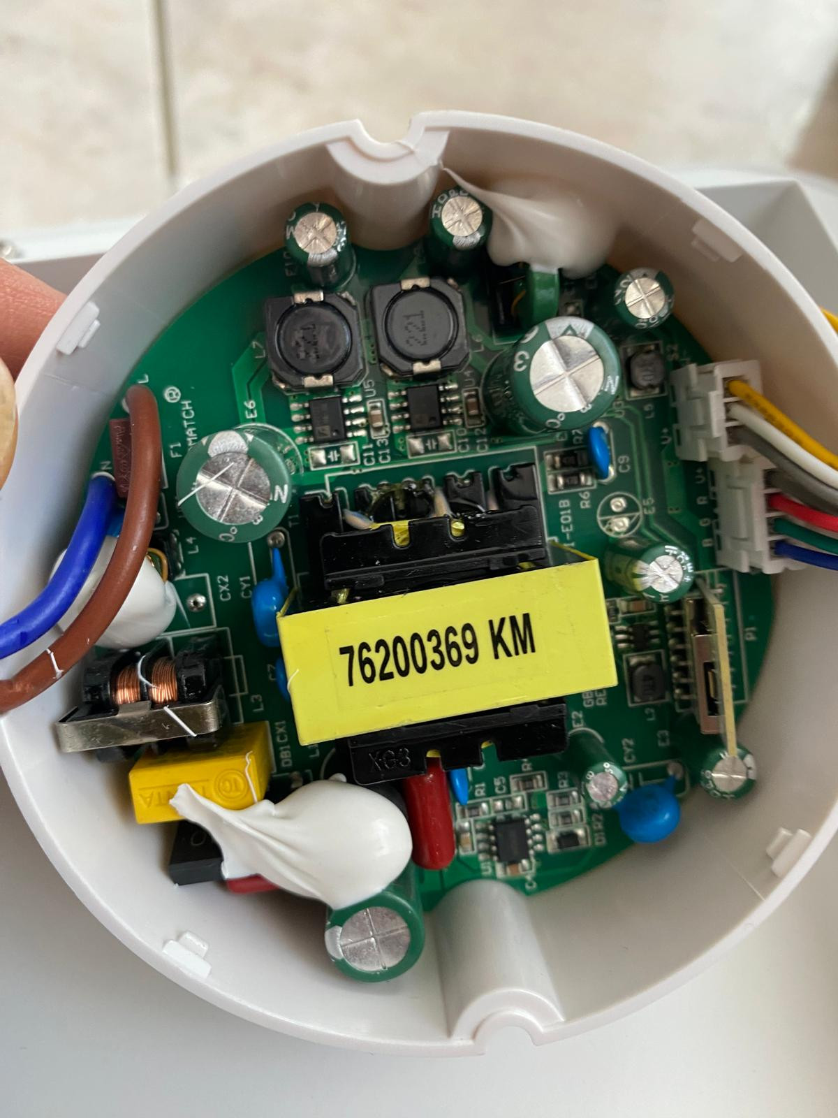 Openbeken LEDVANCE ORBIS Backlight 350MM: RGB Ring an CW/WW Mainlight ...