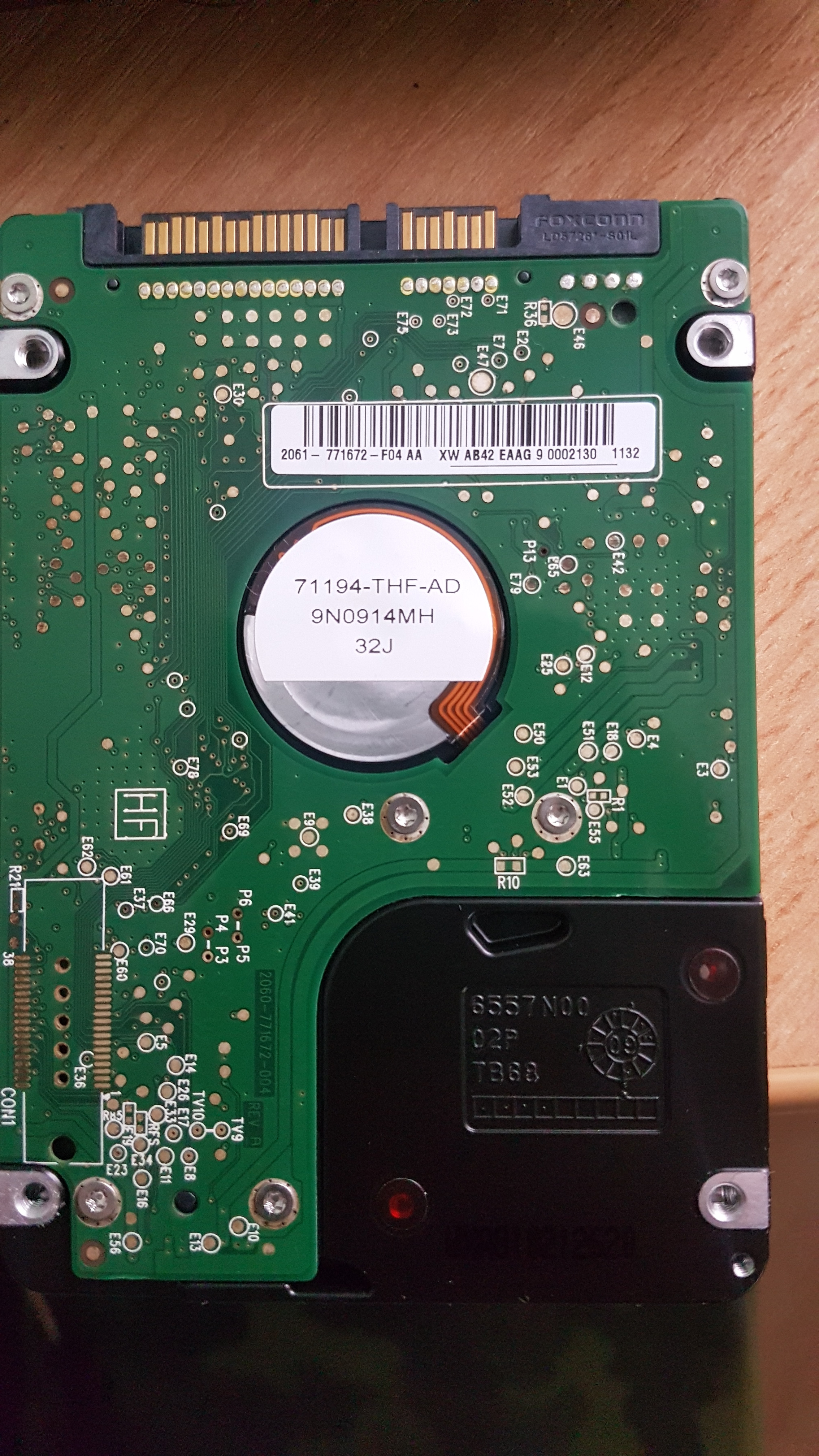 Wymiana płytki elektronicznej w dysku WD500BEVT 500GB - odzysk ...