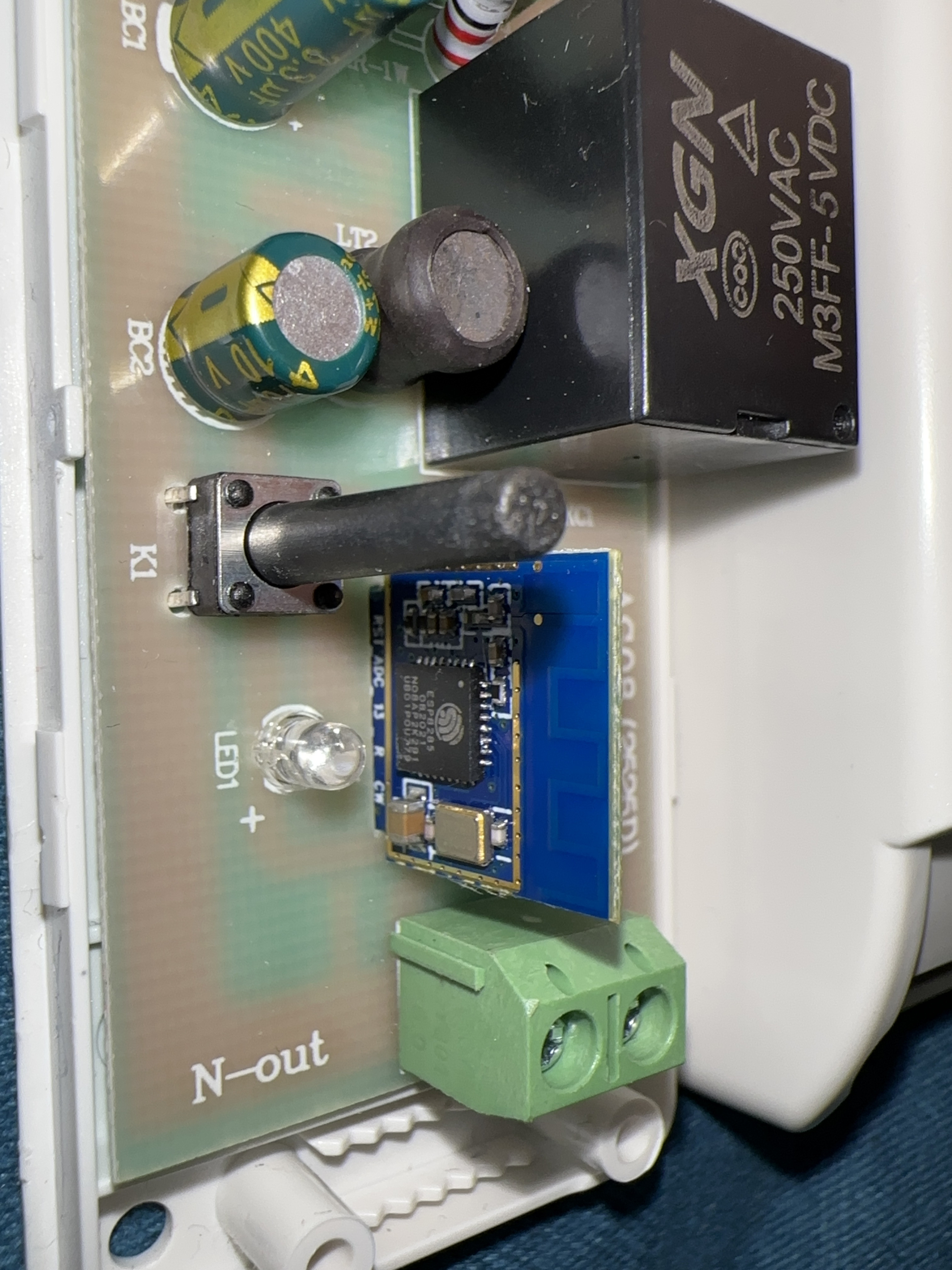 Teardown of 3 Generic Smart Switch Variants with ESP8265 10A TYWE2S ...