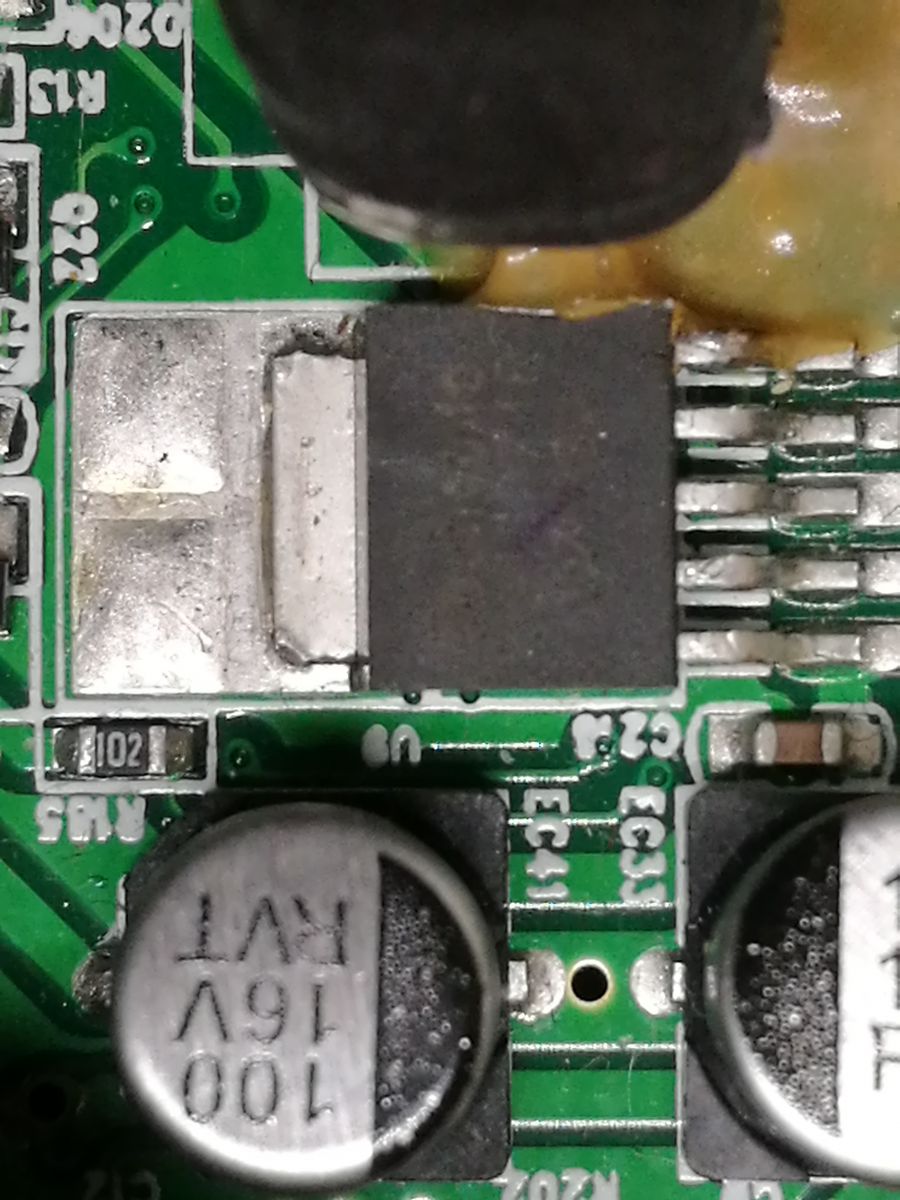 Radio 2 DIN (No name} nie włącza się podejrzany TD1507TR.