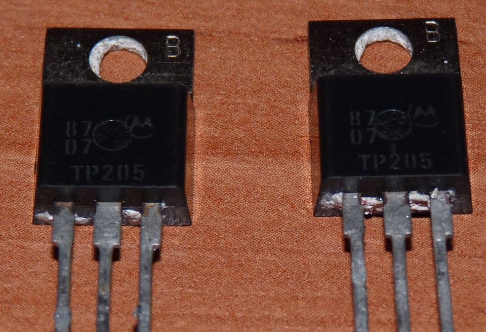 Gdzie znaleźć datasheet tranzystora TP205 od Motoroli?