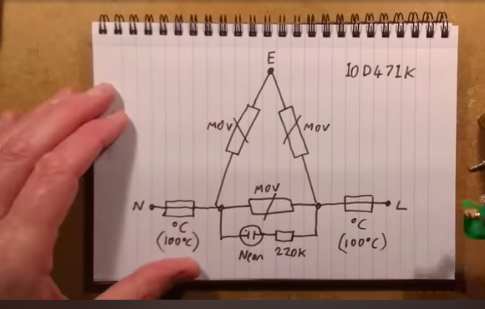 Układ zabezpieczający przeciw przepięciom z MOV S20K250, S20K275 i ...