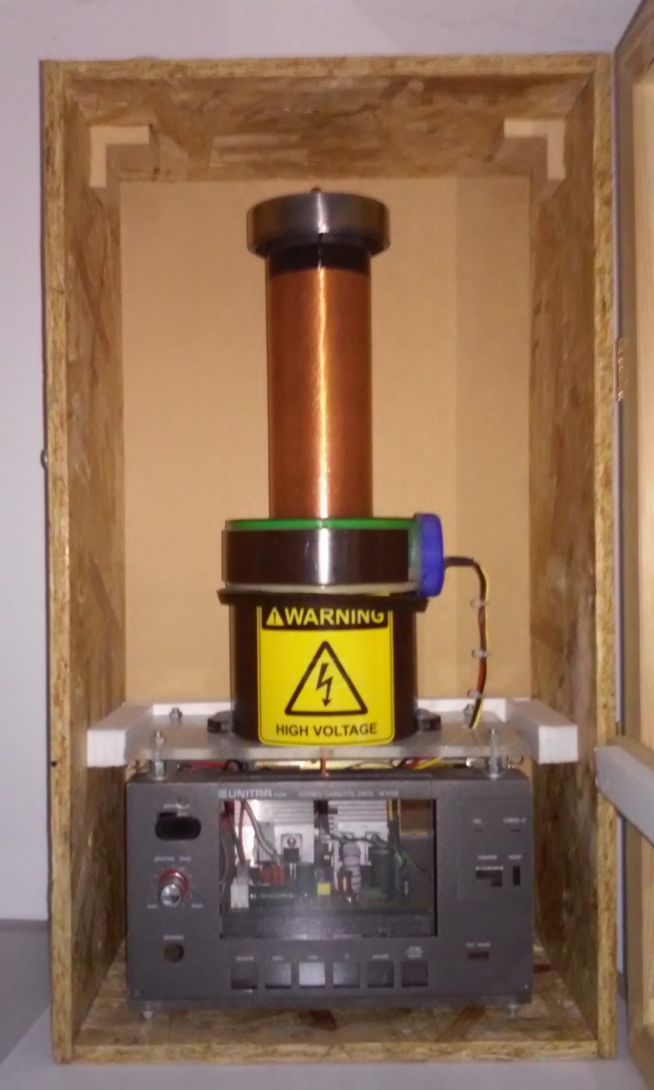 Budowa transformatora Tesli - czy korpus 26cm i drut 0,3mm to dobry wybór?