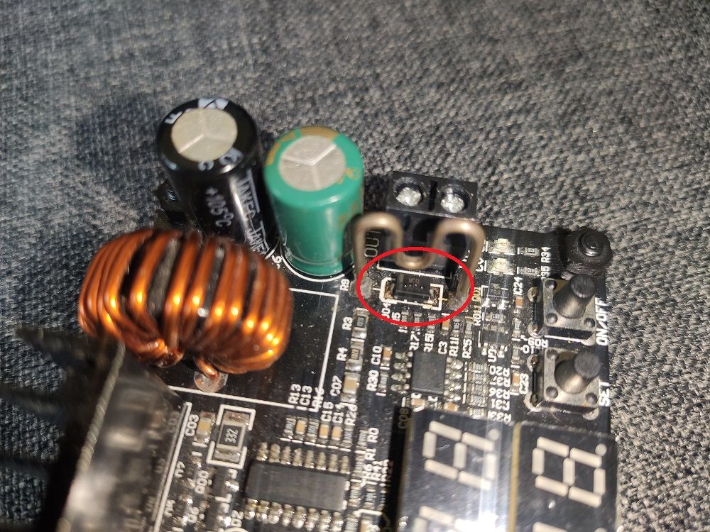 Jak bezpiecznie wylutować spaloną diodę MDD i czy konwerter DC będzie ...