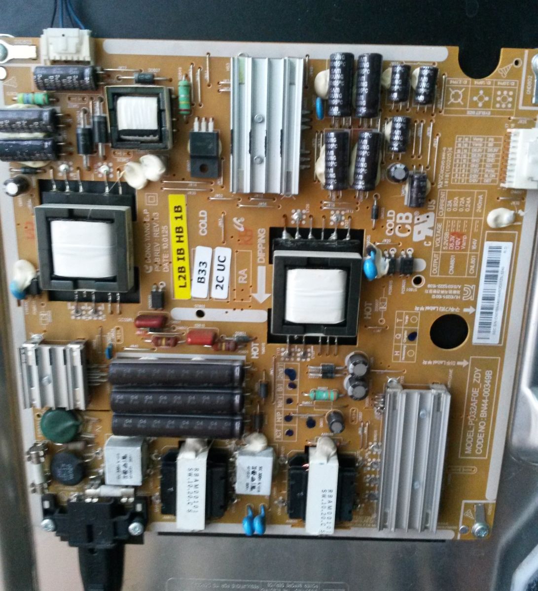 Samsunga UE32C4000PW-czarny ekran, dioda nie świeci