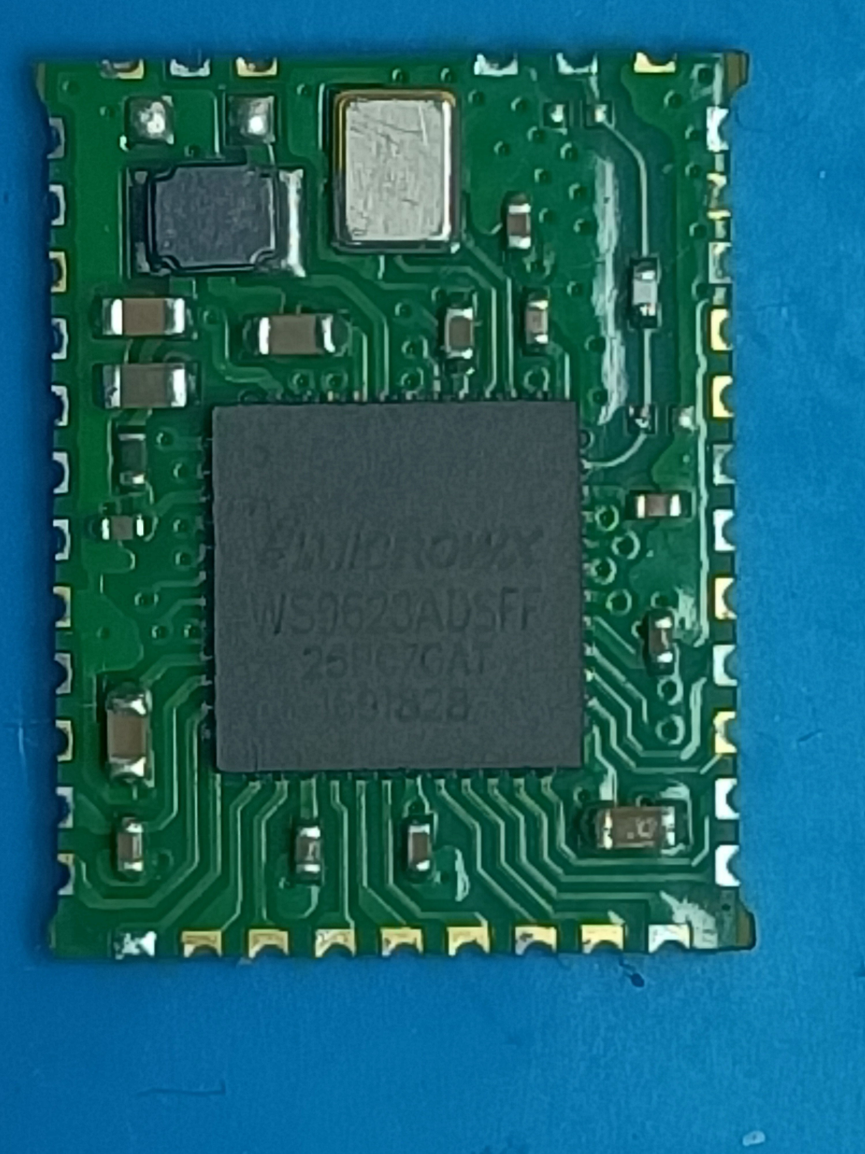 Lutowanie układu - Czy delikatne wyszczerbienia na obrzeżach są ...