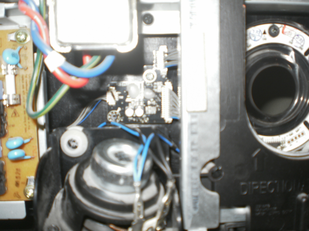 LCD TV LG - 37LG6000, nejde zvuk, nereaguje na povel z ovladača ani z ...