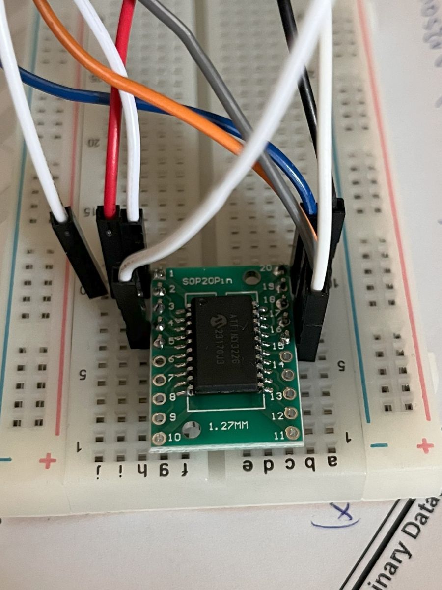 [Rozwiązano] Attiny3226 20MHz – zaniżony odczyt ADC na AIN6, UART,