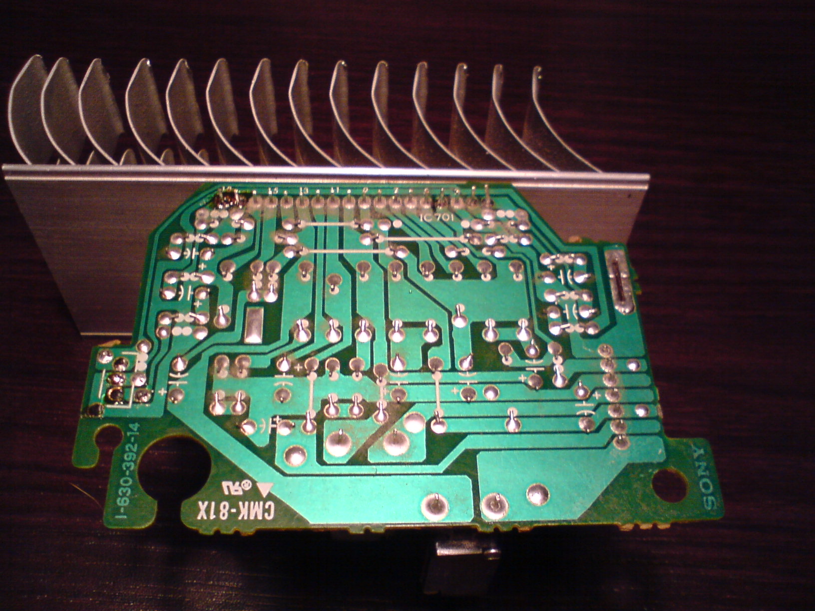 STK4122II w Sony FH-414 II - Opis pinów i podłączenie końcówki mocy