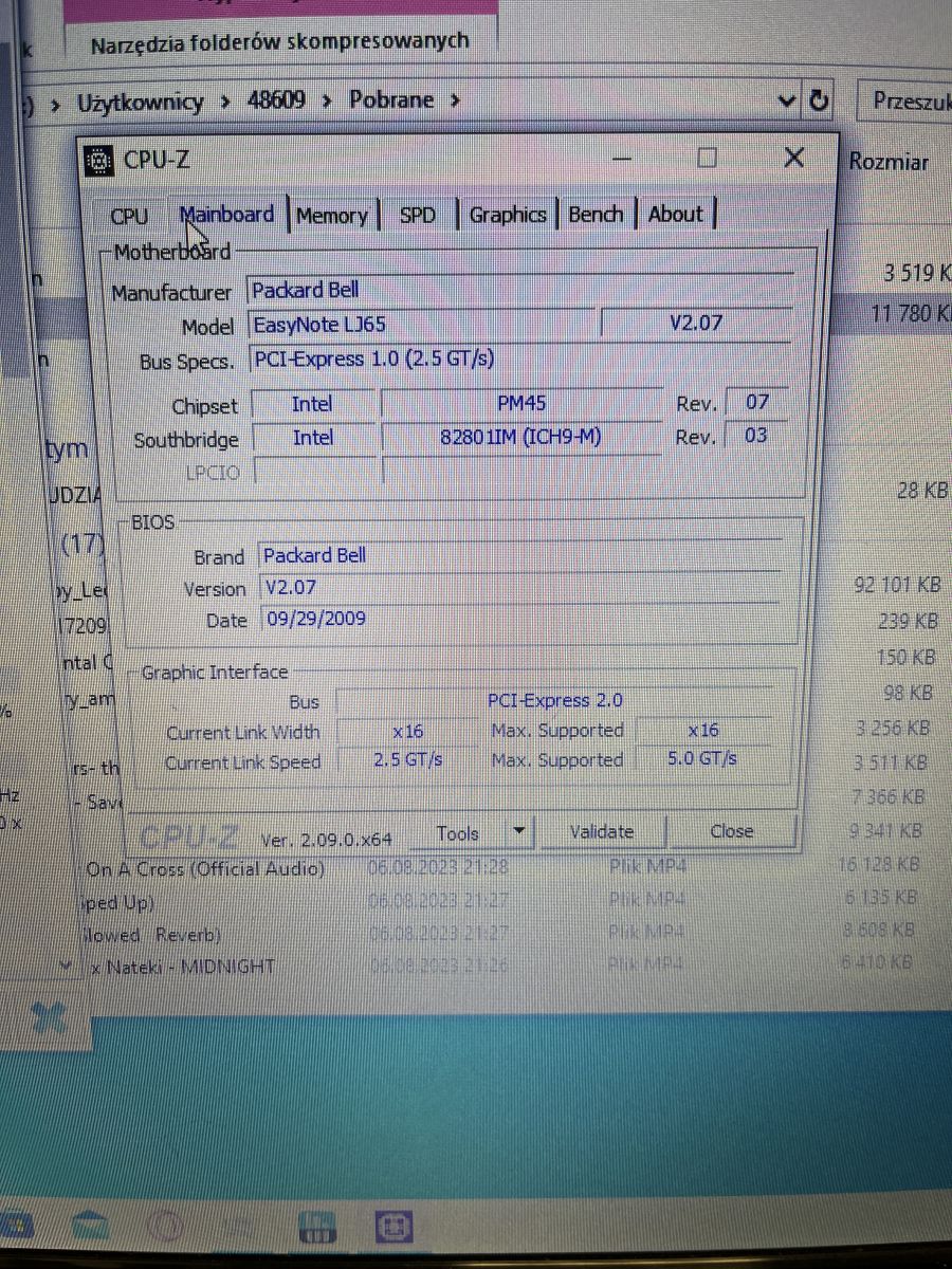 Czy Intel T9900 będzie kompatybilny z EasyNote LJ65? Obecnie T6600