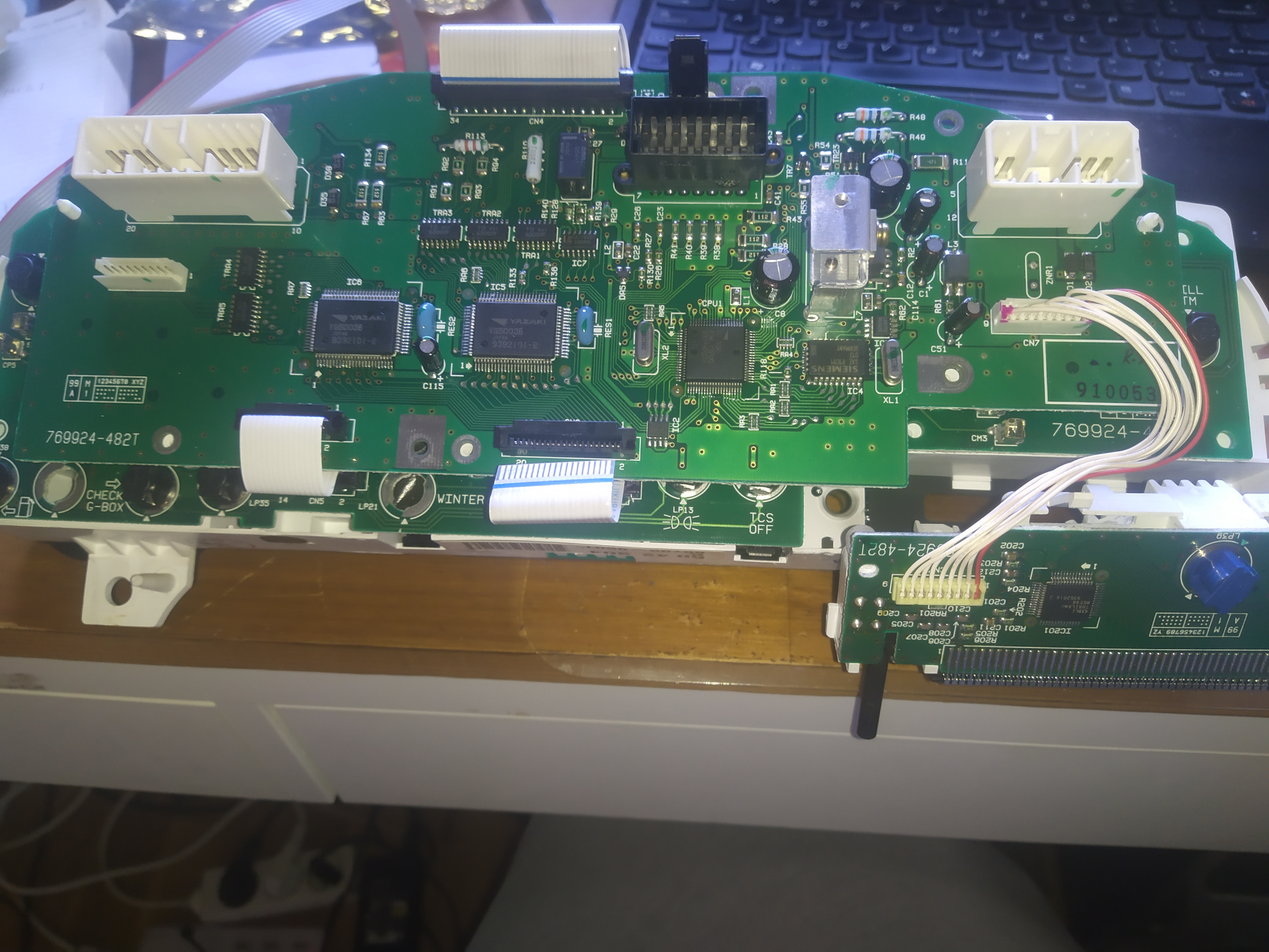 SAAB 9-3 2000 - Poszukiwanie epromu i jego nazwy w liczniku (L9615D 90A922, S220DD916220)