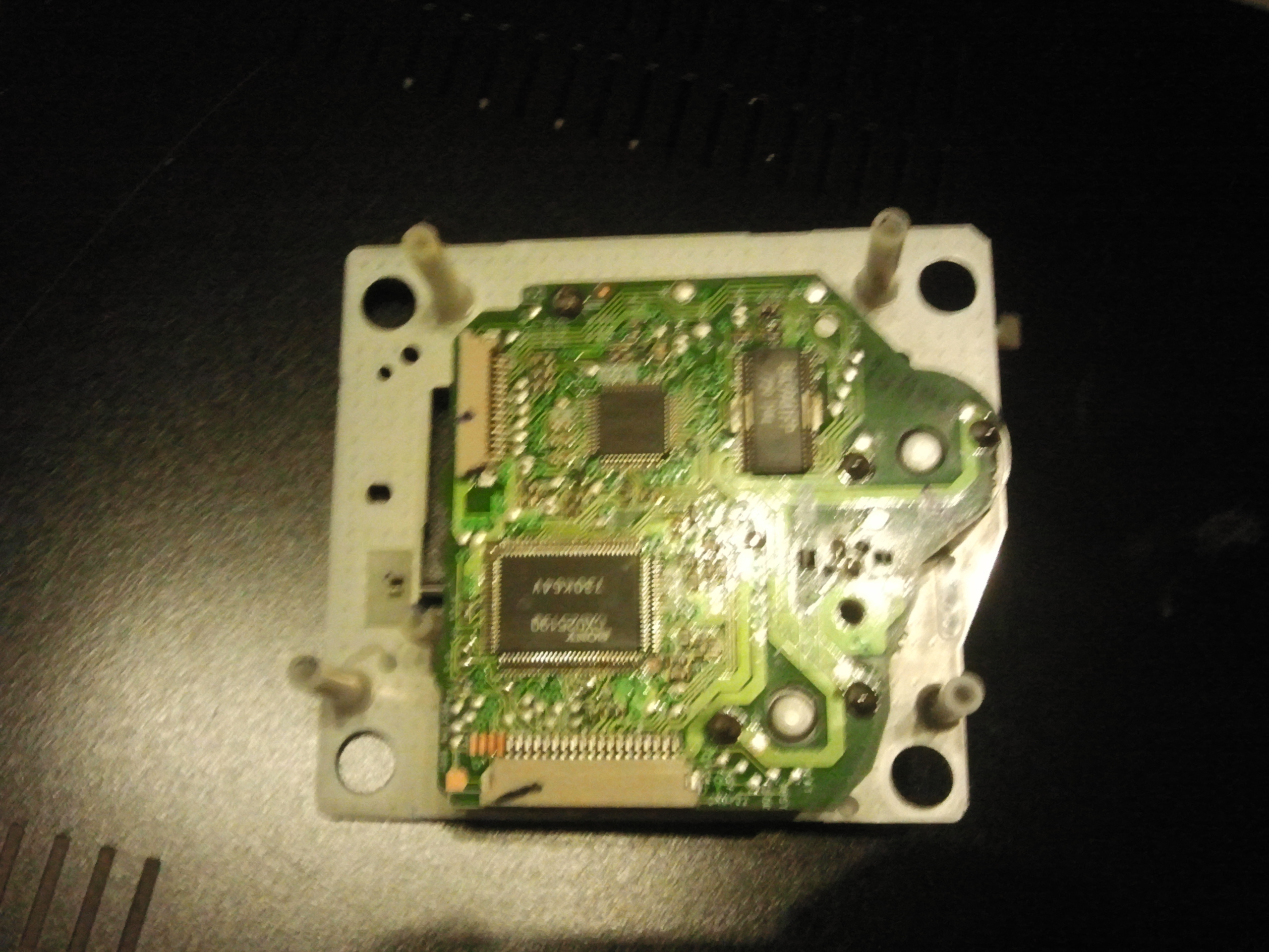 Sony MHC-RX70 - płyta się nie kręci po wymianie lasera KSS213B