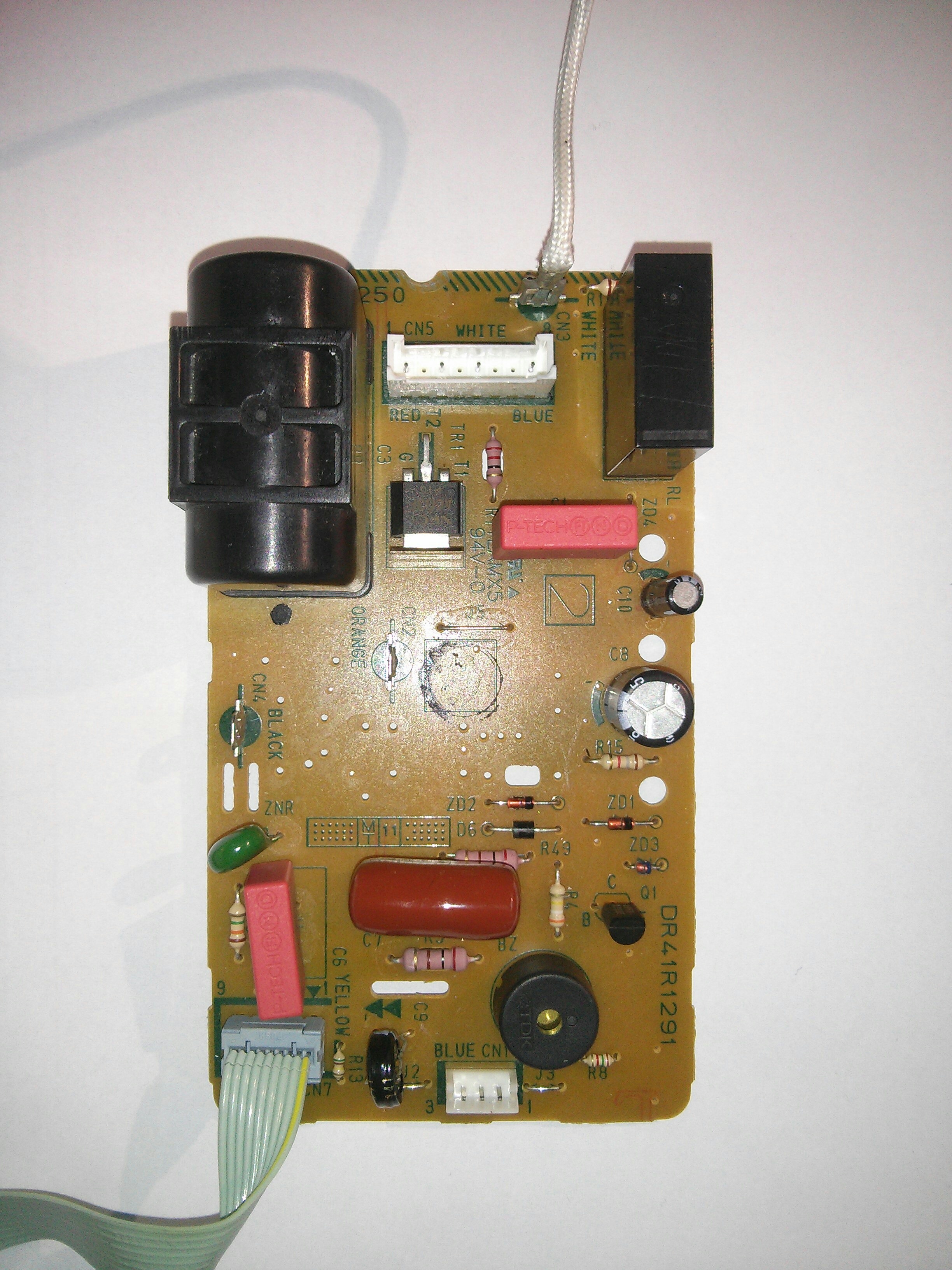 [Rozwiązano] panasonic SD-251 - Wypiekacz chleba. Działa tylko dwa ...