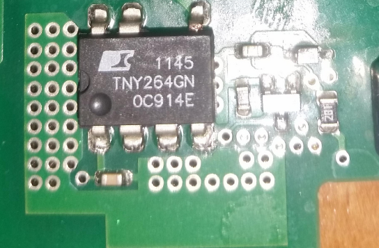 [Rozwiązano] Bosch SMV50E70EU/55 - w zmywarce uszkadza się układ TNY264GN i bezpiecznik.