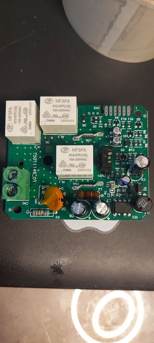 [Rozwiązano] Ariston PRO1 ECO 30 V SLIM - spalony warystor i rezystor ...