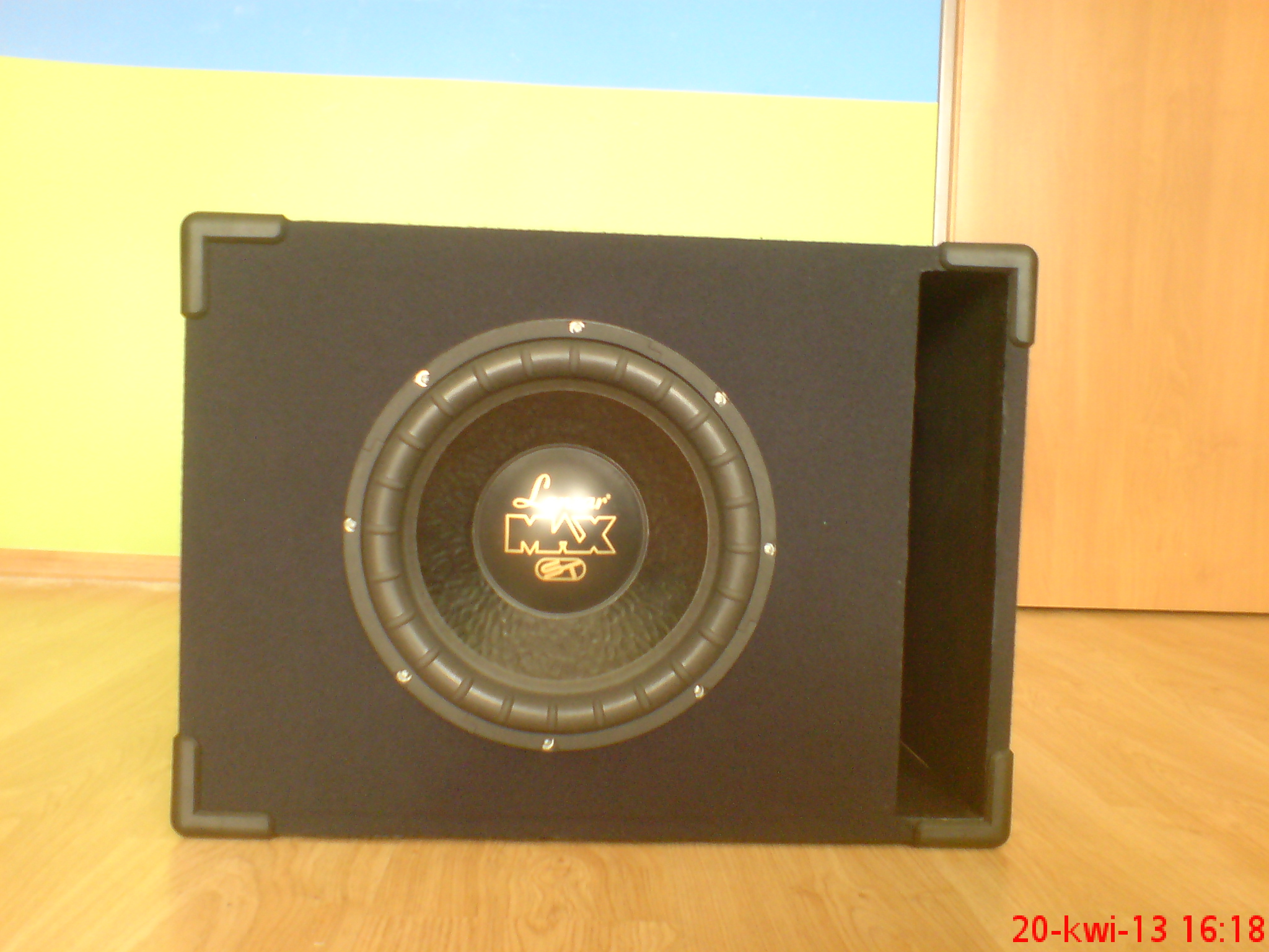 [Sprzedam] Subwoofer Lanzar Max 12 - elektroda.pl