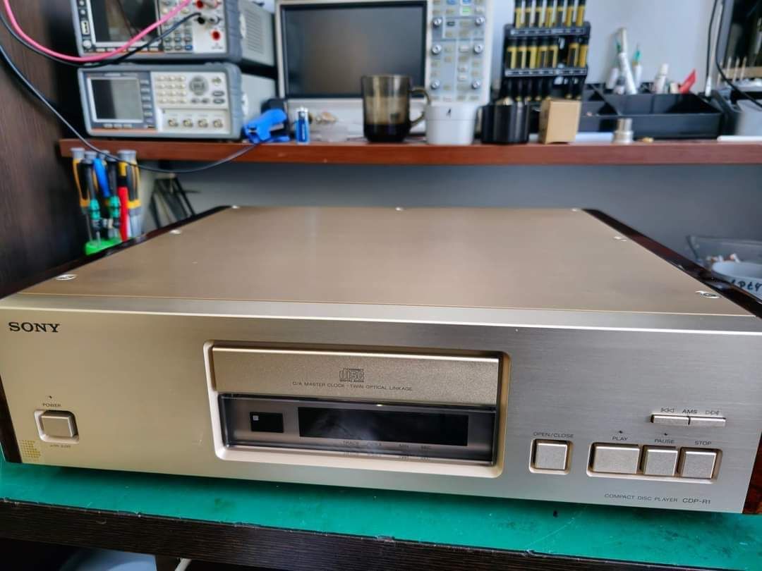 Sony DAS-R1 / Sony CDP-R1 - elektroda.pl