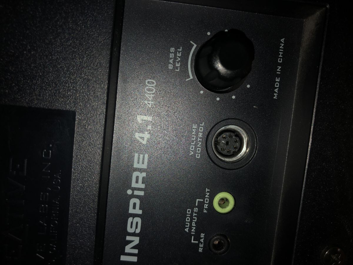 Creative Inspire 4.1 4400 - Jak podłączyć bez sterownika głośności?