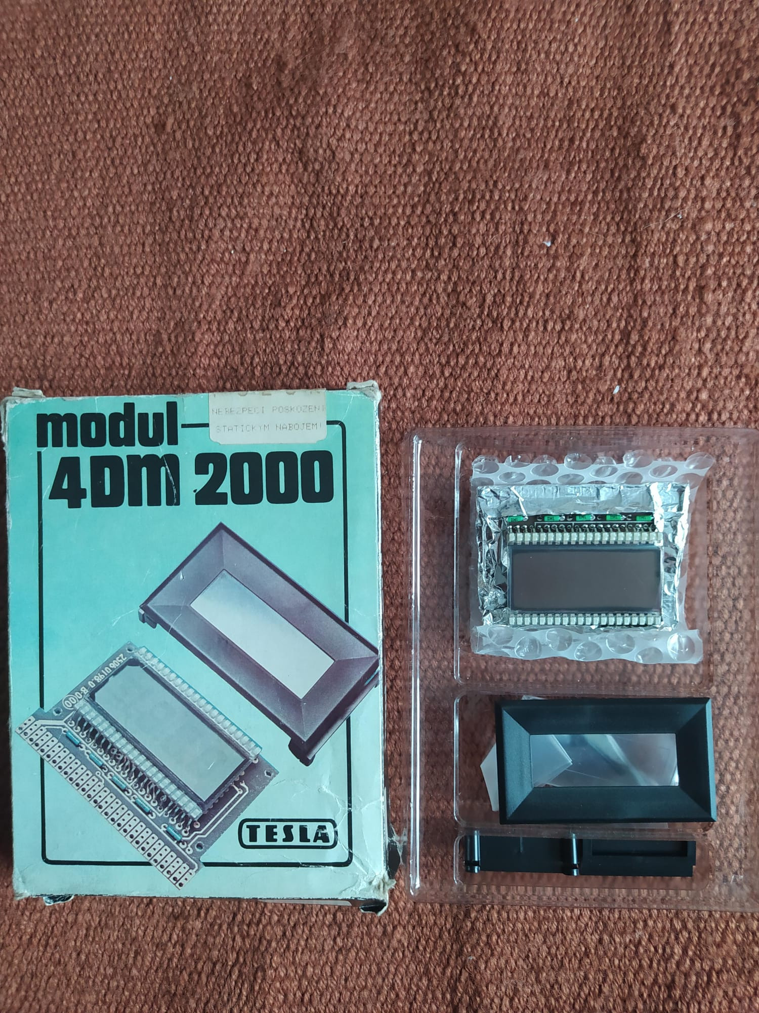 [Oddam] Oddam za darmo moduł wyświetlacza 4DM 2000