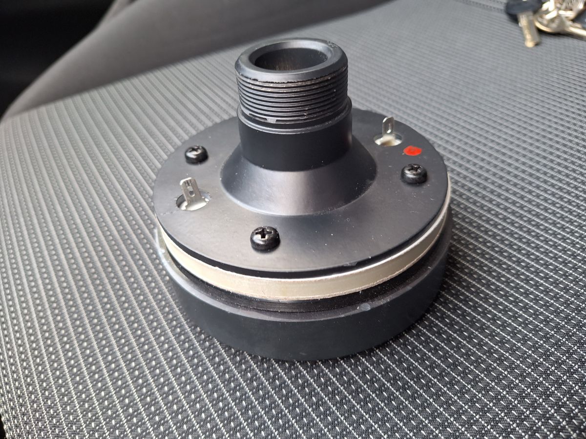 Jakie głośniki wybrać do kolumn RELOOP RSP-30 zamiast uszkodzonych?