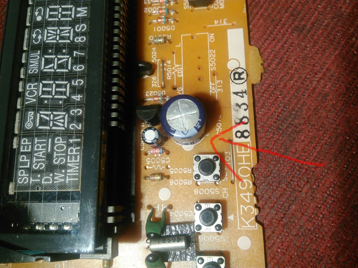 [Rozwiązano] SHARP VC-A30BP - Świecące dodatkowe segmenty wyświetlacza