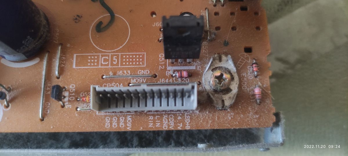 [Rozwiązano] uruchomienie wzmacniacza z Panasonica SA-AK25 (wyjście ...