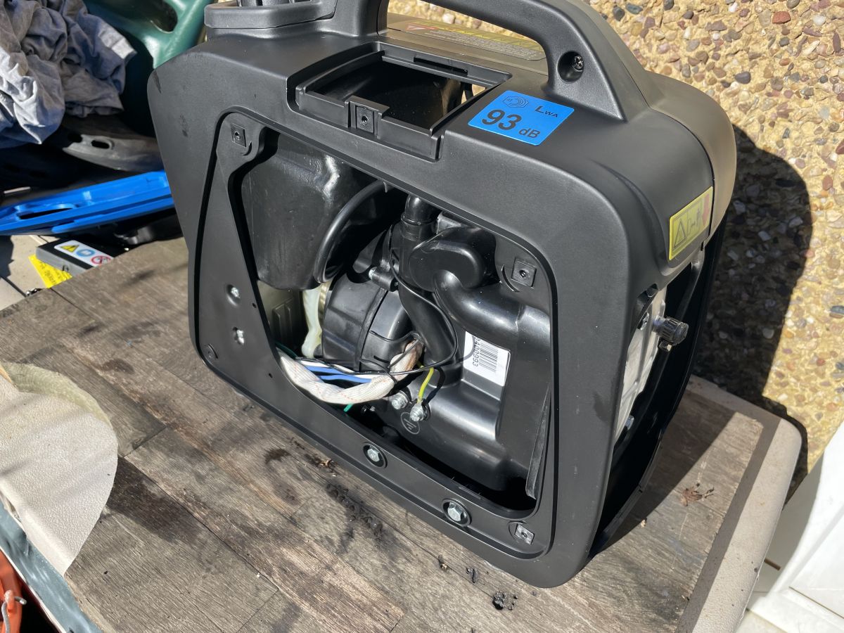 Generator inwertorowy DRAPER 700W model 95176 - elektroda.pl