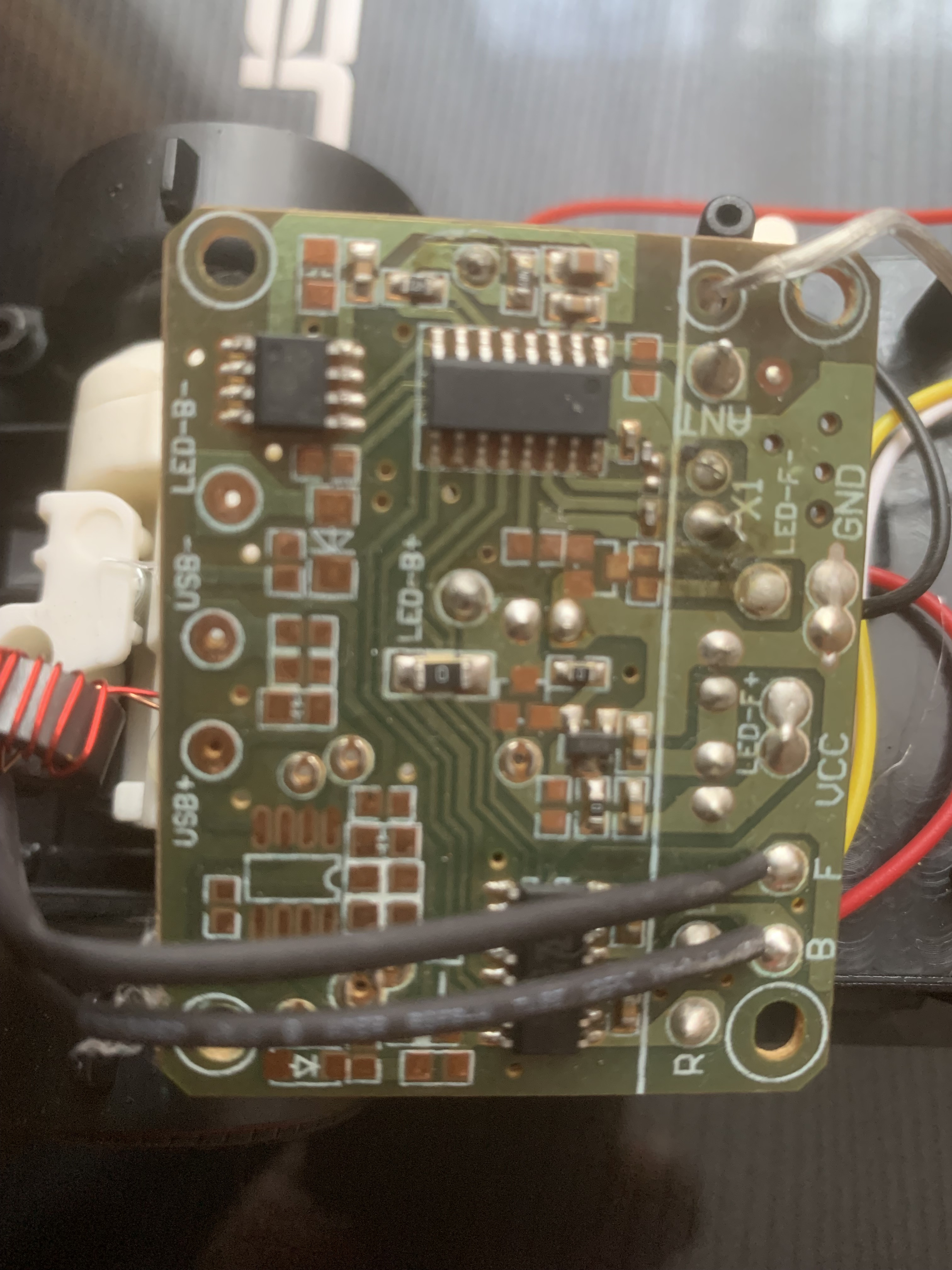 Jak dobrać rezonator U12000 do pilota zdalnie sterowanego radiowo ...