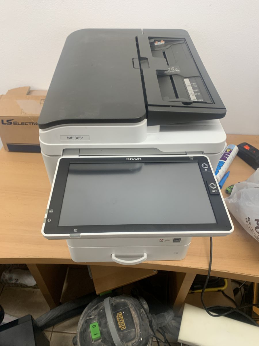 Ricoh MP305+ - Ricoh MP 305+ nie działa wyświetlacz