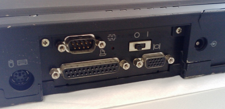 IBM ThinkPad 350c – demontaż obudowy i dostęp do dysku twardego krok po ...