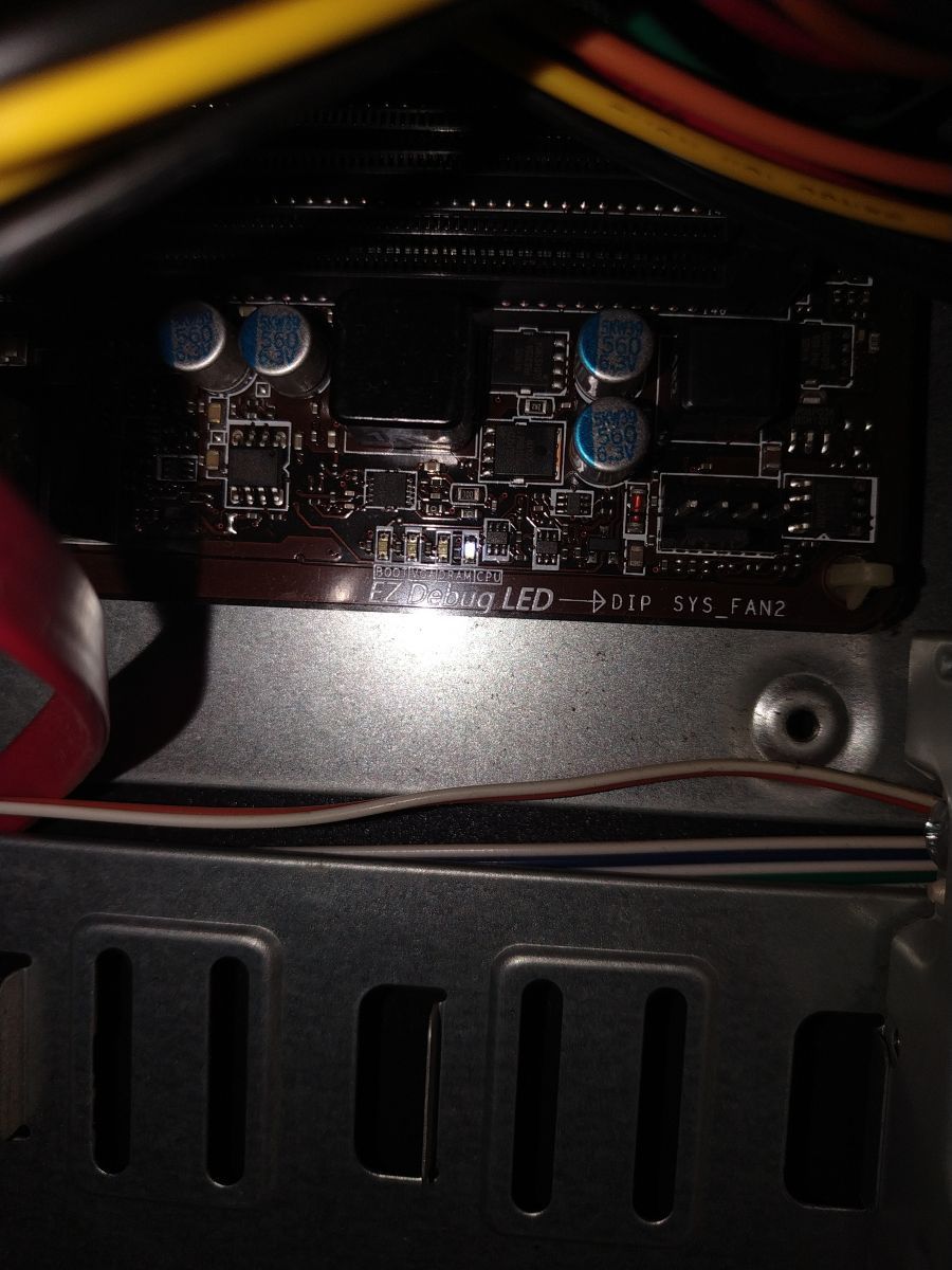 Komputer nie startuje, EZ Debug LED CPU na płycie MSI B250 PRO-VDH