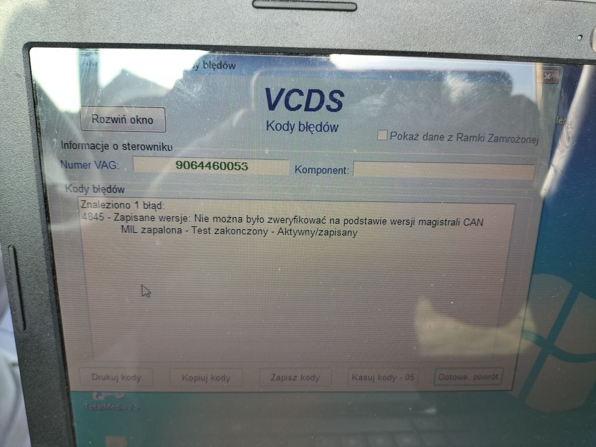 VW Crafter: Brak komunikacji z sterownikami ABS, Airbag i licznikiem