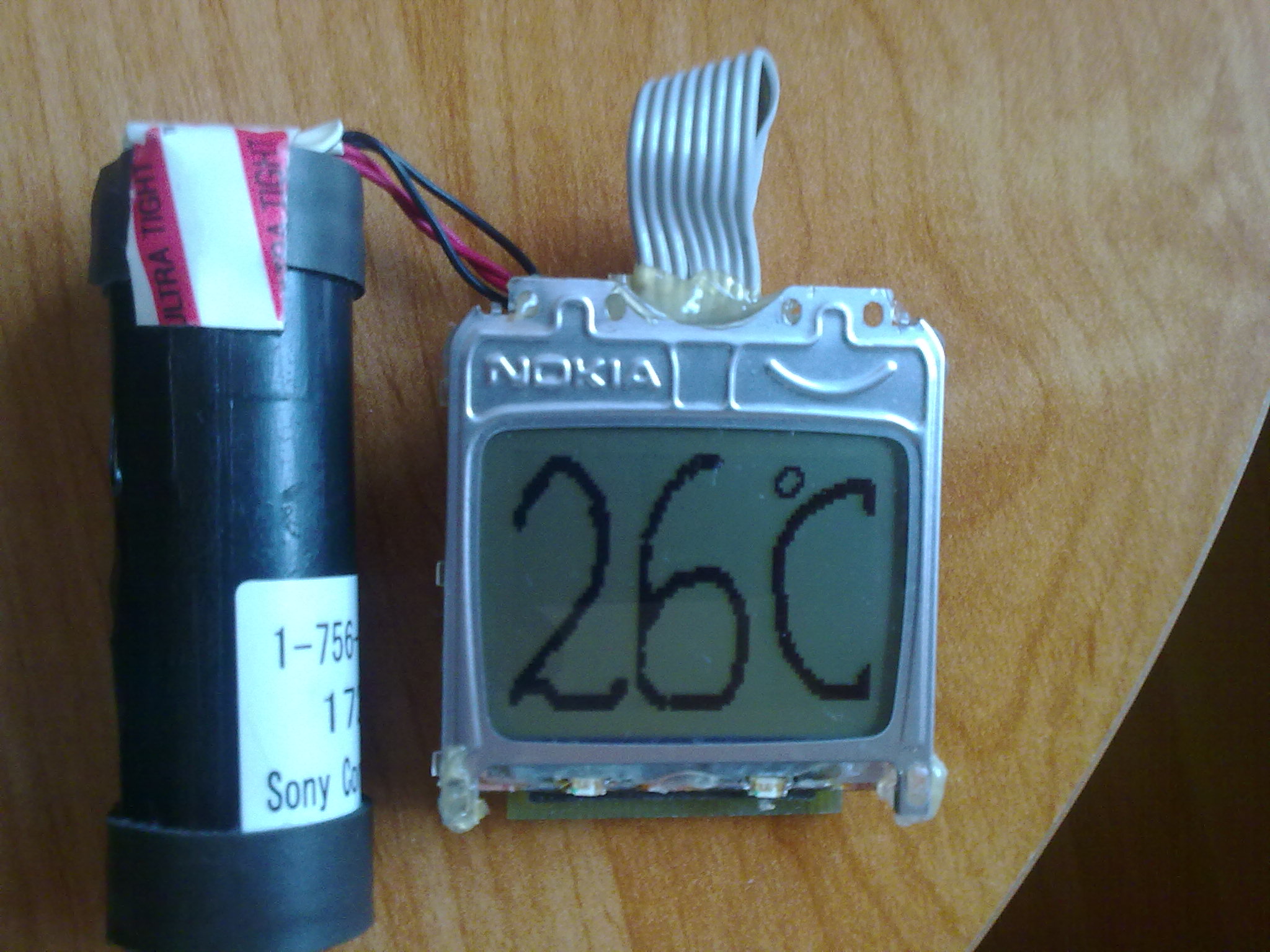 Li-ion chargers on MAX1811 and thermometer | Forum for Electronics