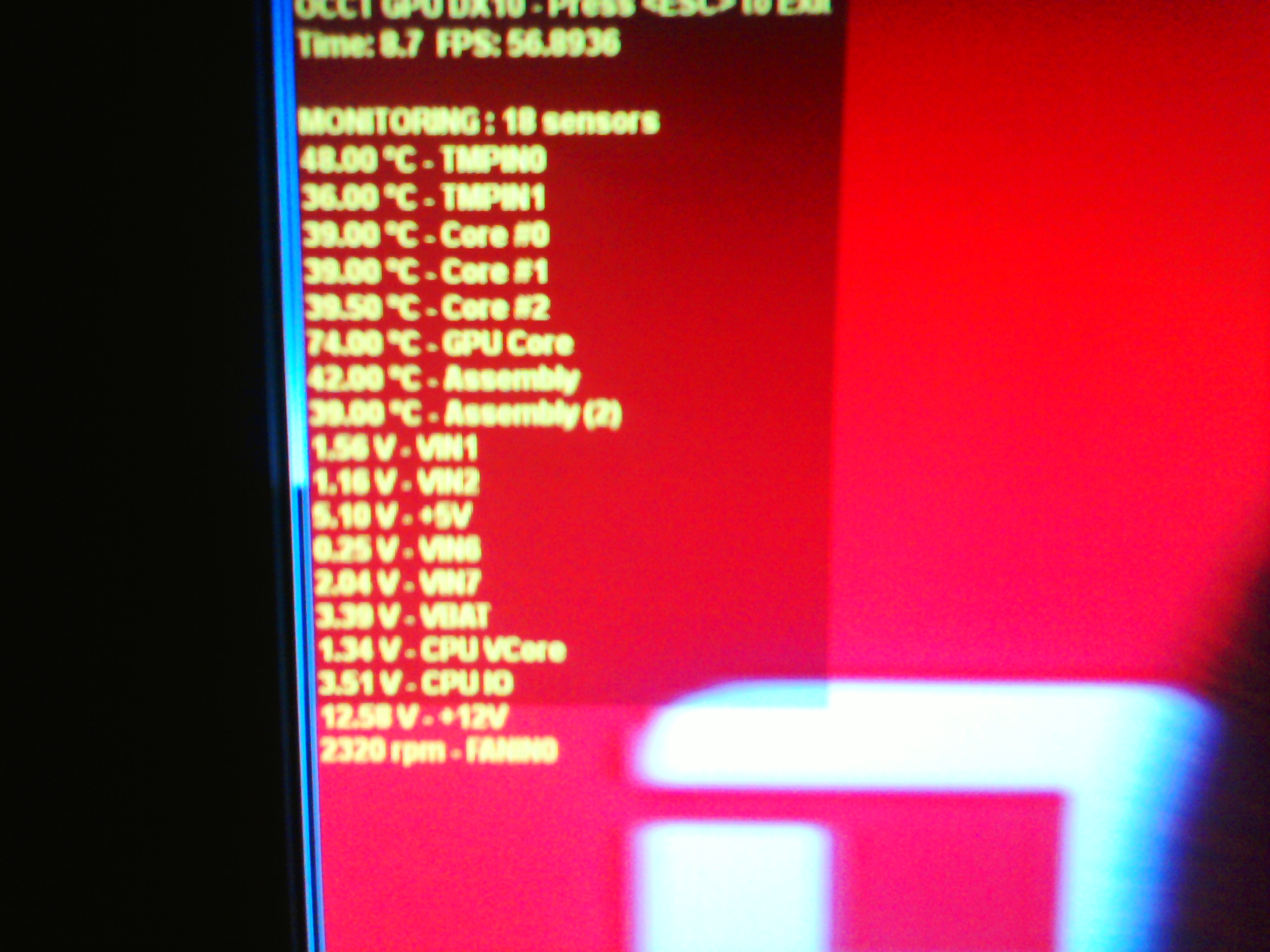 Podczas załączenia jakiejkolwiek gry komputer się zawiesza...