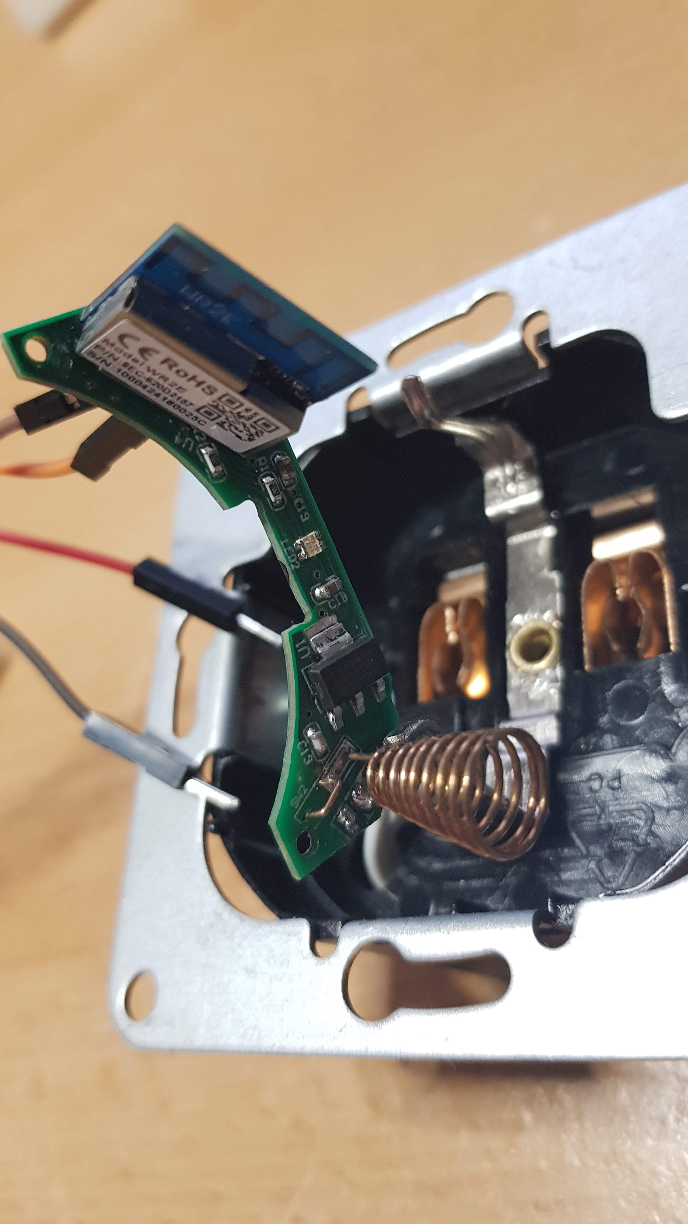 Disassembly and Review: RTL8710CF Meross Wi-Fi Smart Plug & Energy Monitor